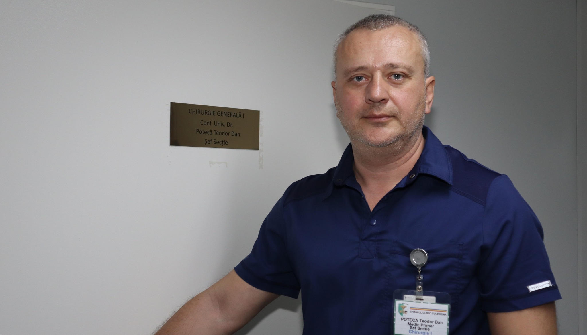 Intervenție chirurgicală laparoscopică de mare complexitate realizată de o echipă medicală ...